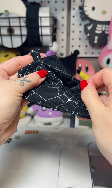 Coffin Zipper Keychain Digital Sewing Pattern – Agashi Shop